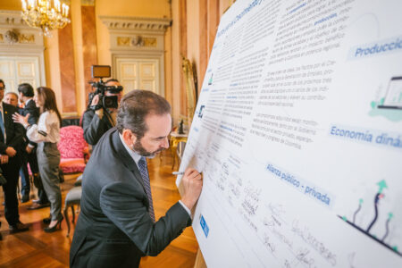 Fehaciente: Definición y uso en documentos legales