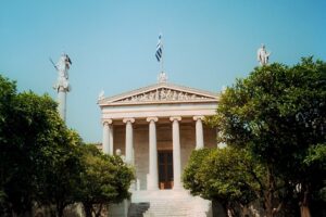 Yanis Varoufakis: Biografía y ideas económicas